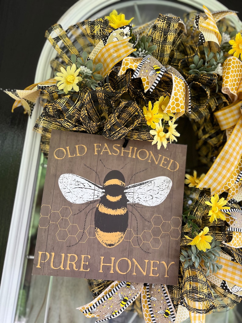 Honey Bee Wreath, Summer Wreath, Bee Wresth, Bumble Bee Wreath, Pirch ...