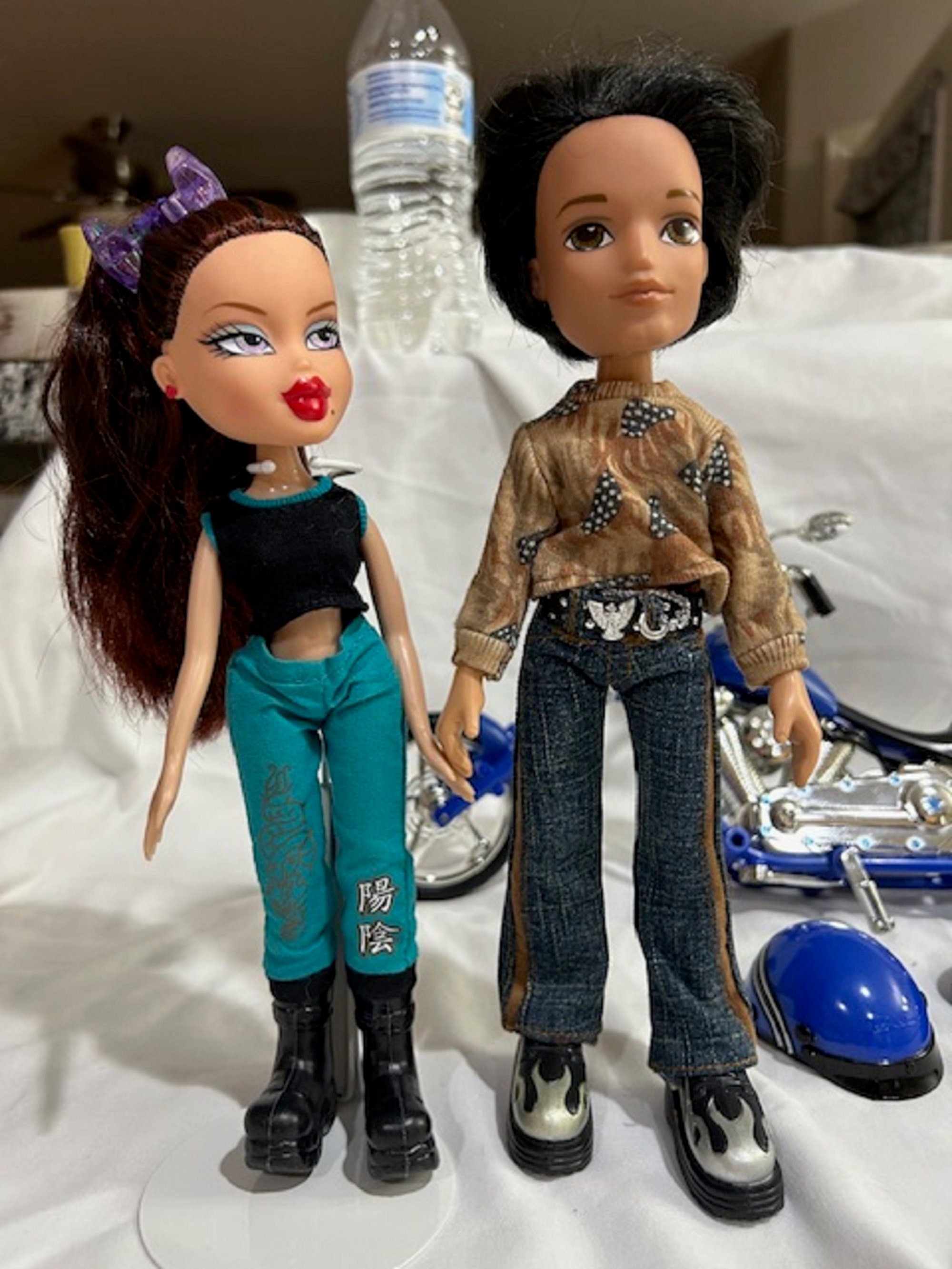 Bratz Dolls 2003 CADE and Roxxi With Motorcycle and 2 Helmets - Etsy