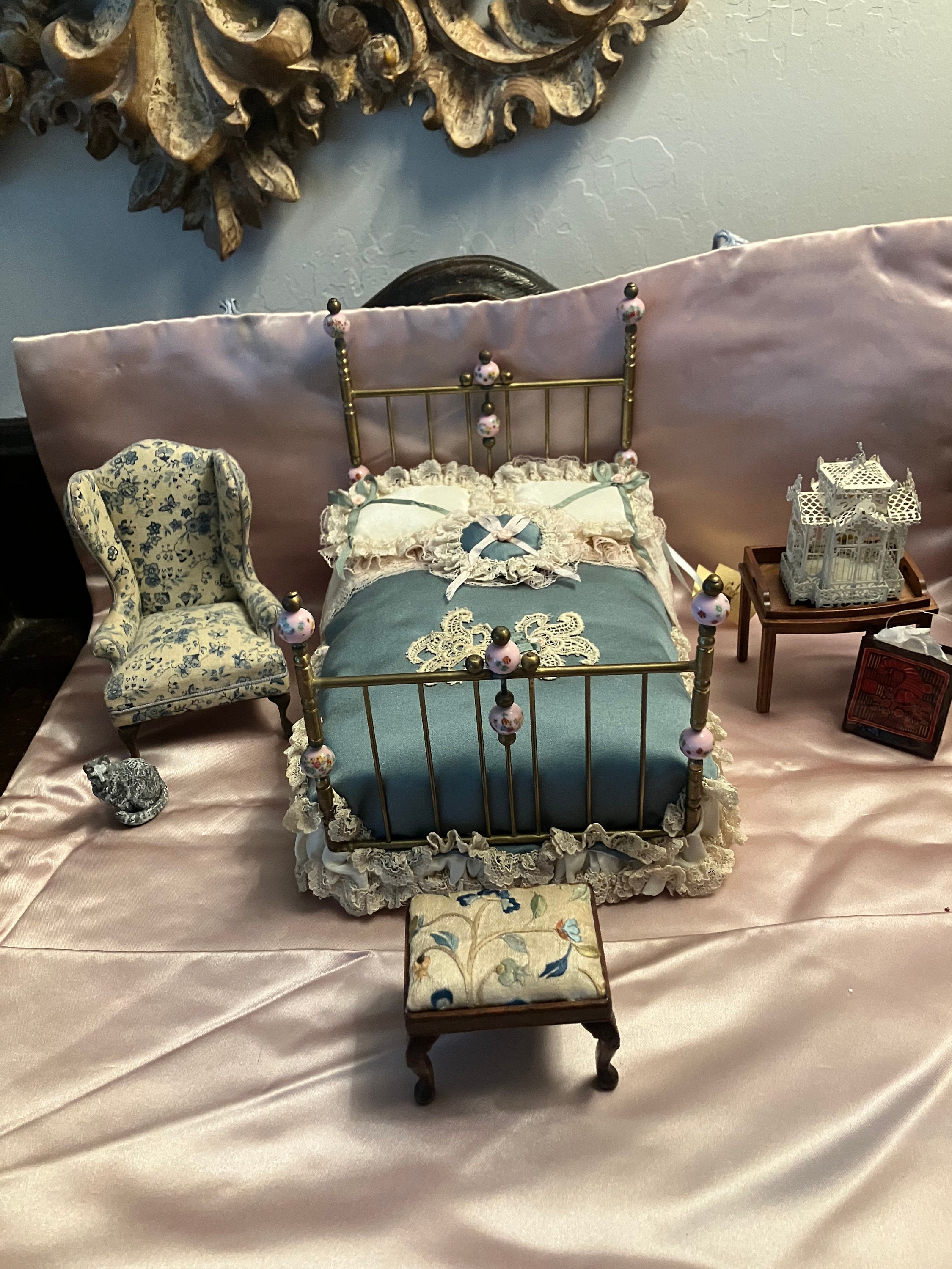Miniature Blue Lady's Bed Room/batch - Etsy