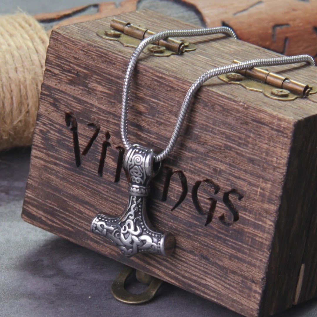 Stainless Steel Small Thor's Hammer Pendant Necklace thor's Hammer ...
