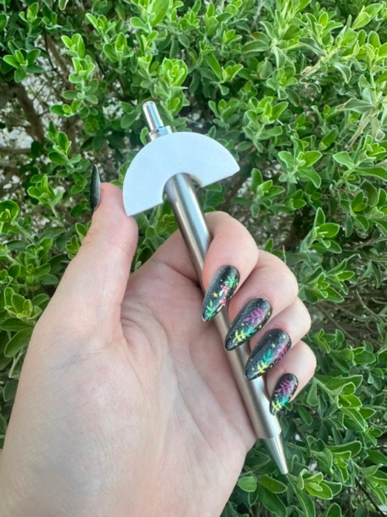 3D Printed Rainbow Pen Topper for Customizing Pens (DFR, Inkjoy, and ...