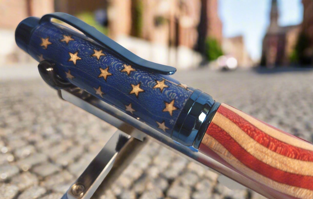 Patriotic Wooden American Flag Inlay Pen Featuring Holly and Bass Woods ...