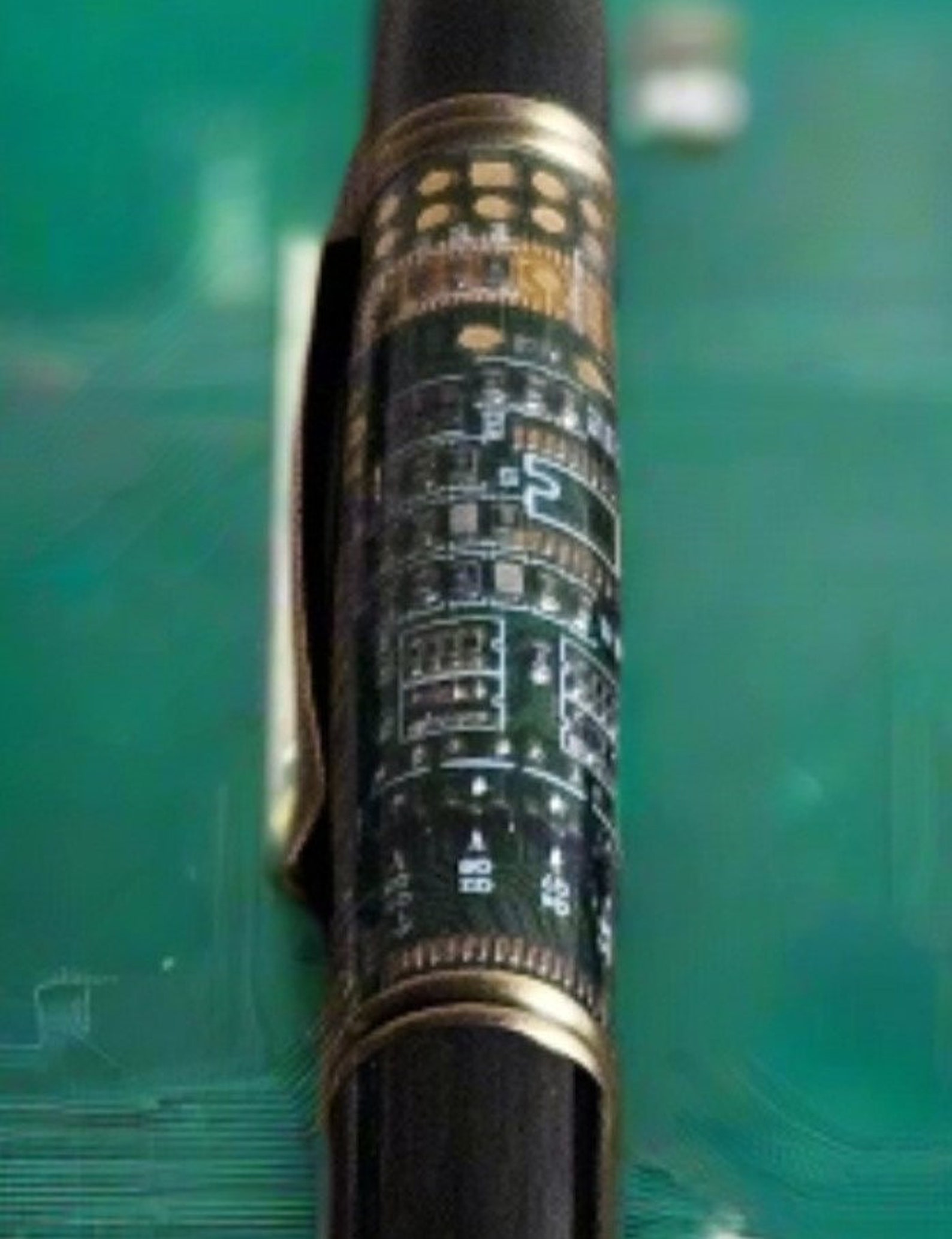 Circuit Board Pen Green With a Black Chrome and Brass Pen Kit - Etsy