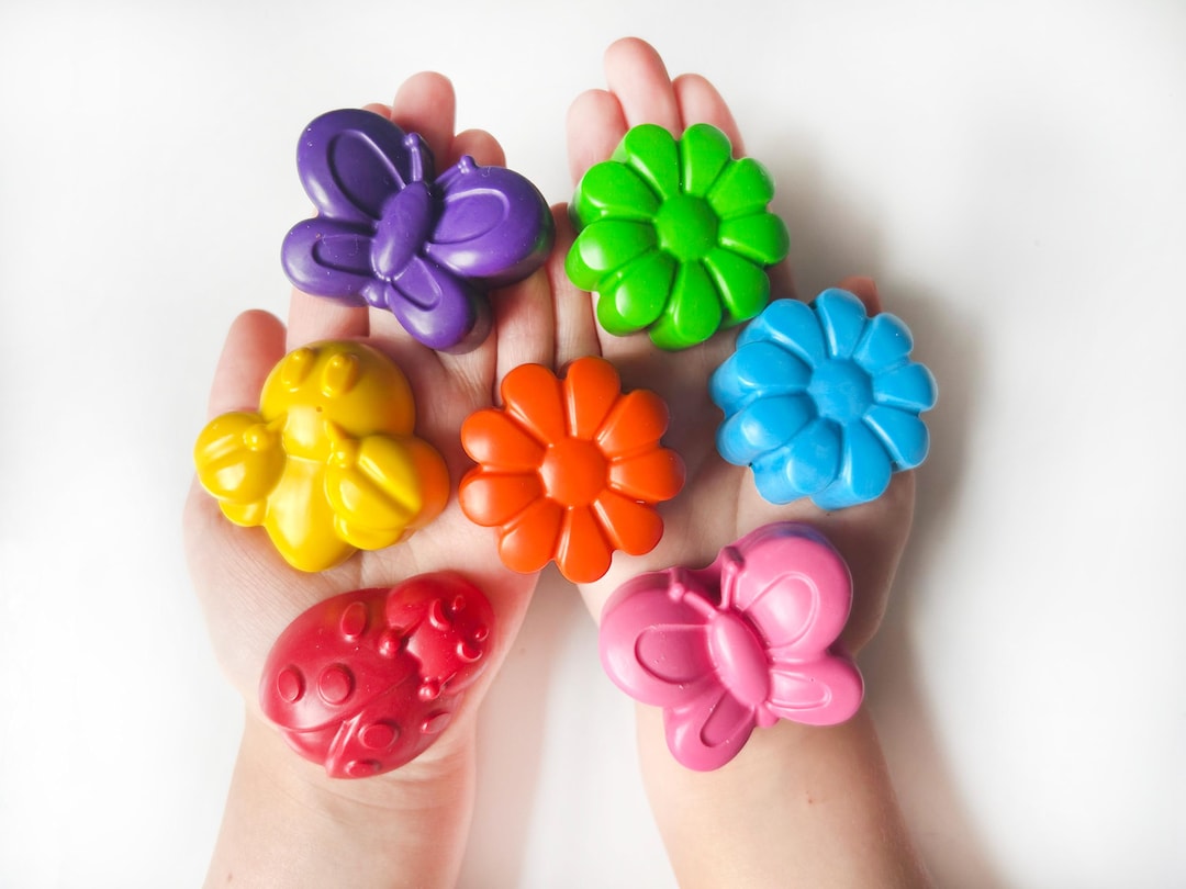 Bug & Flower Shaped Crayons for Kids | Handmade Gift Party Favors | Bee ...