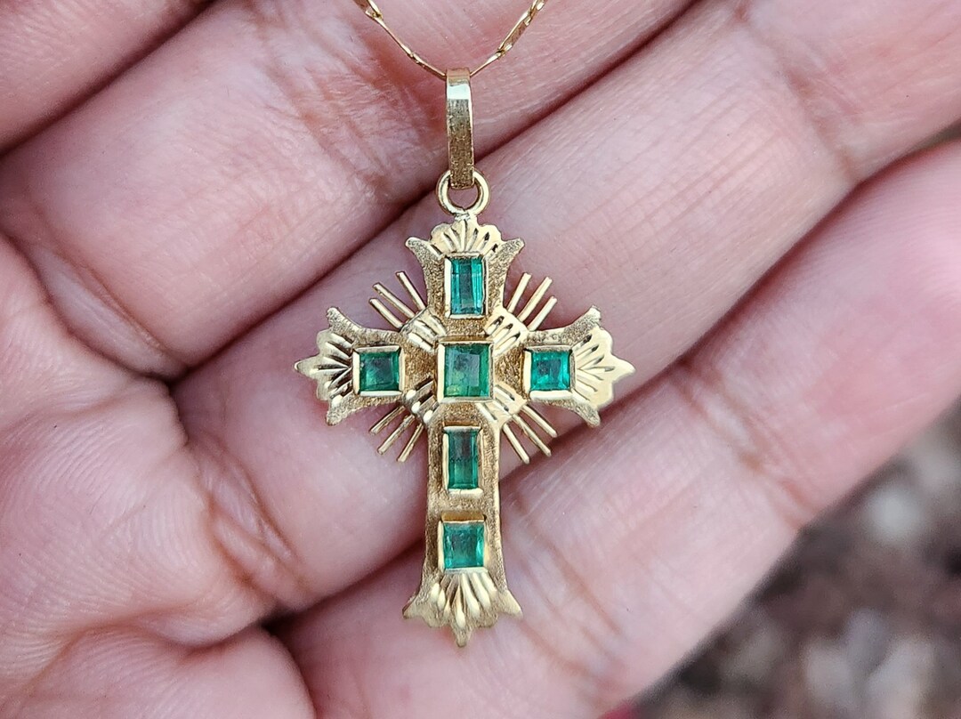 Special Cross Made of 18k Gold and Colombian Emerald, Handcrafted by ...