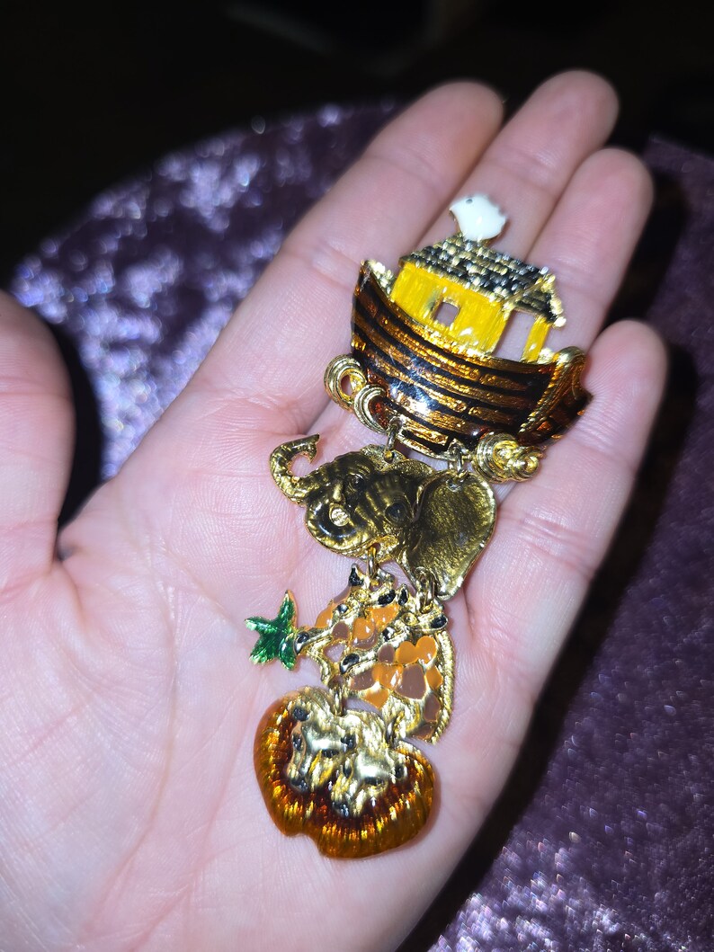 Don Lin Enamel Noah’s Ark Signed Brooch Pin Goldtone Multi Color Enamel ...