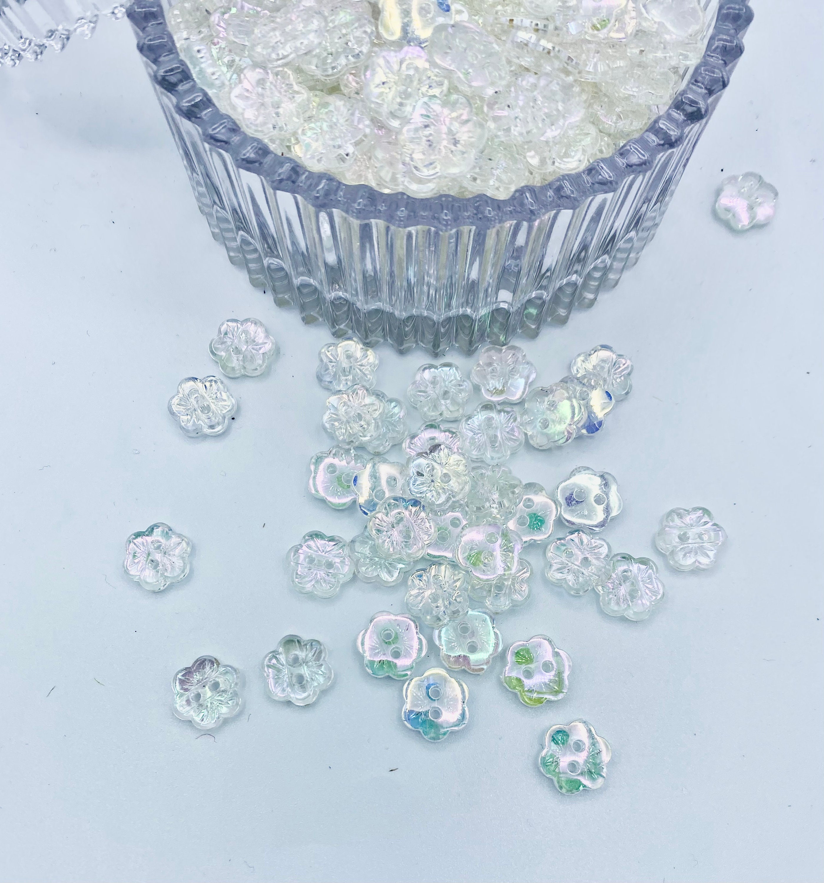 Iridescent Clear Flower Shaped Buttons, 300 Pcs Acrylic 2 Holes ...