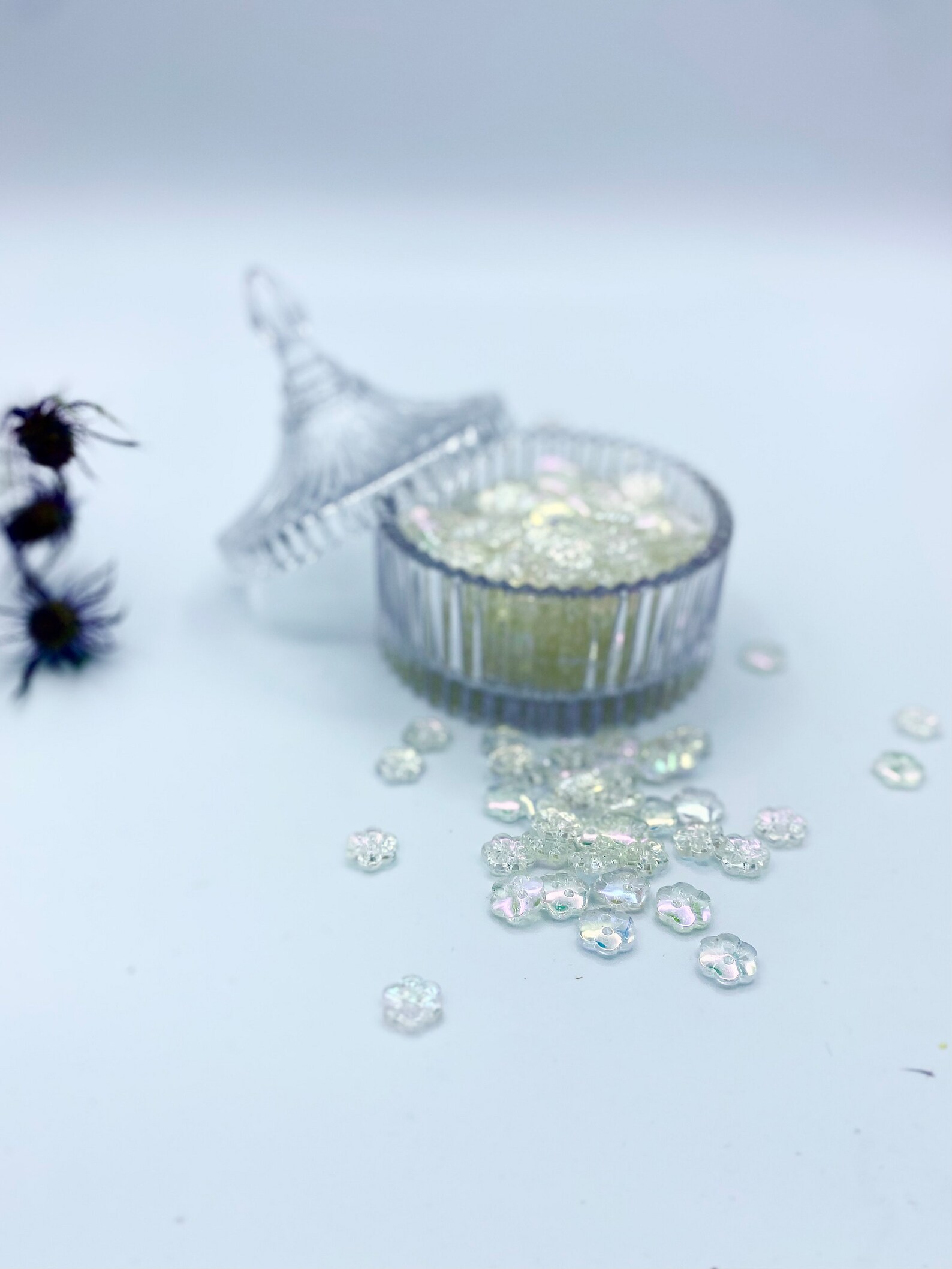 Iridescent Clear Flower Shaped Buttons, 300 Pcs Acrylic 2 Holes ...