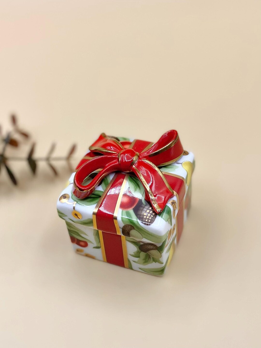 Tiffany & Co Christmas Porcelain Gift Box, Small Holiday Jewelry Box ...