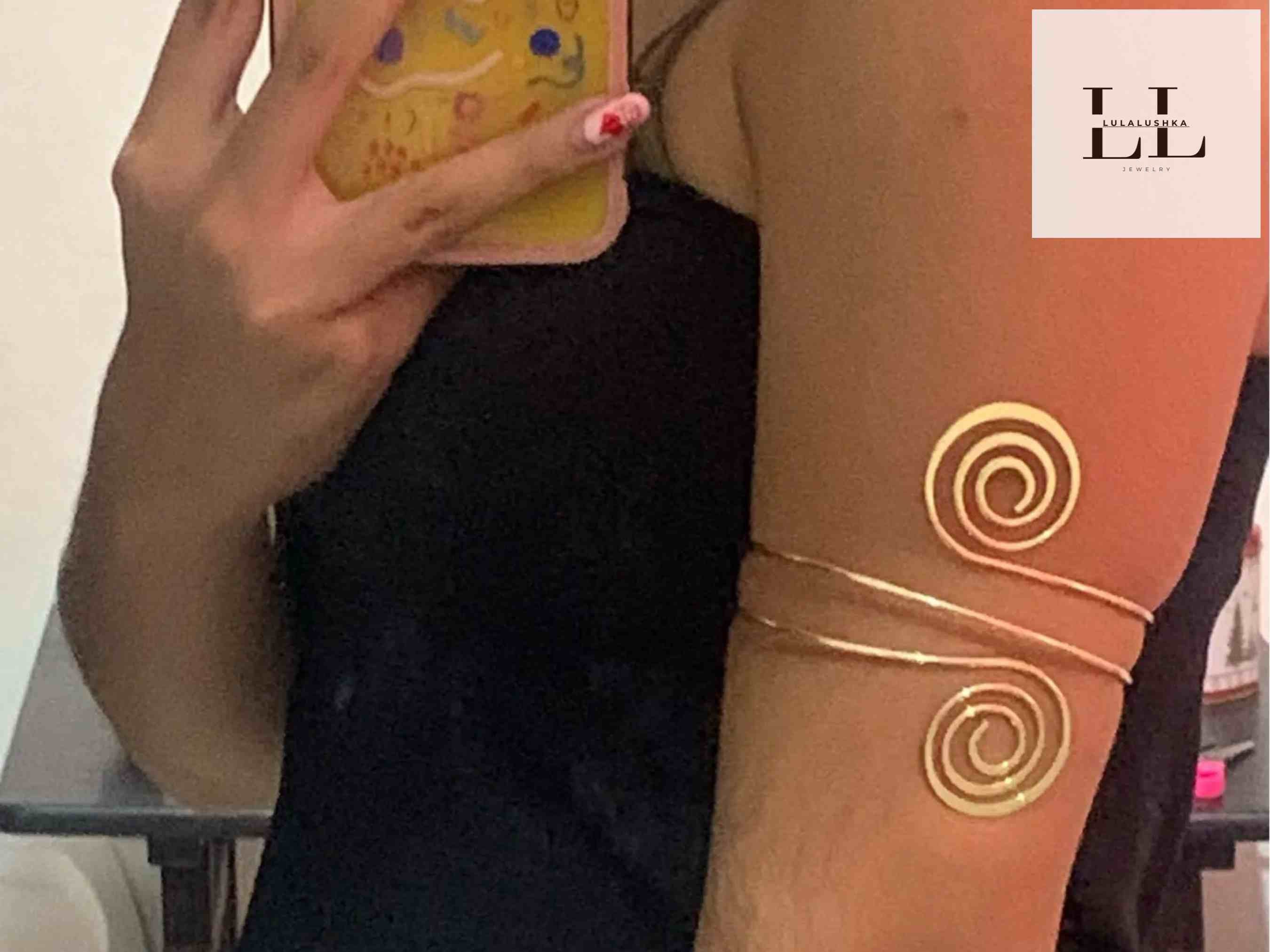 Upper Arm Cuff Gold Jewelry for Women, Retro Bangle Bracelet for Bold ...