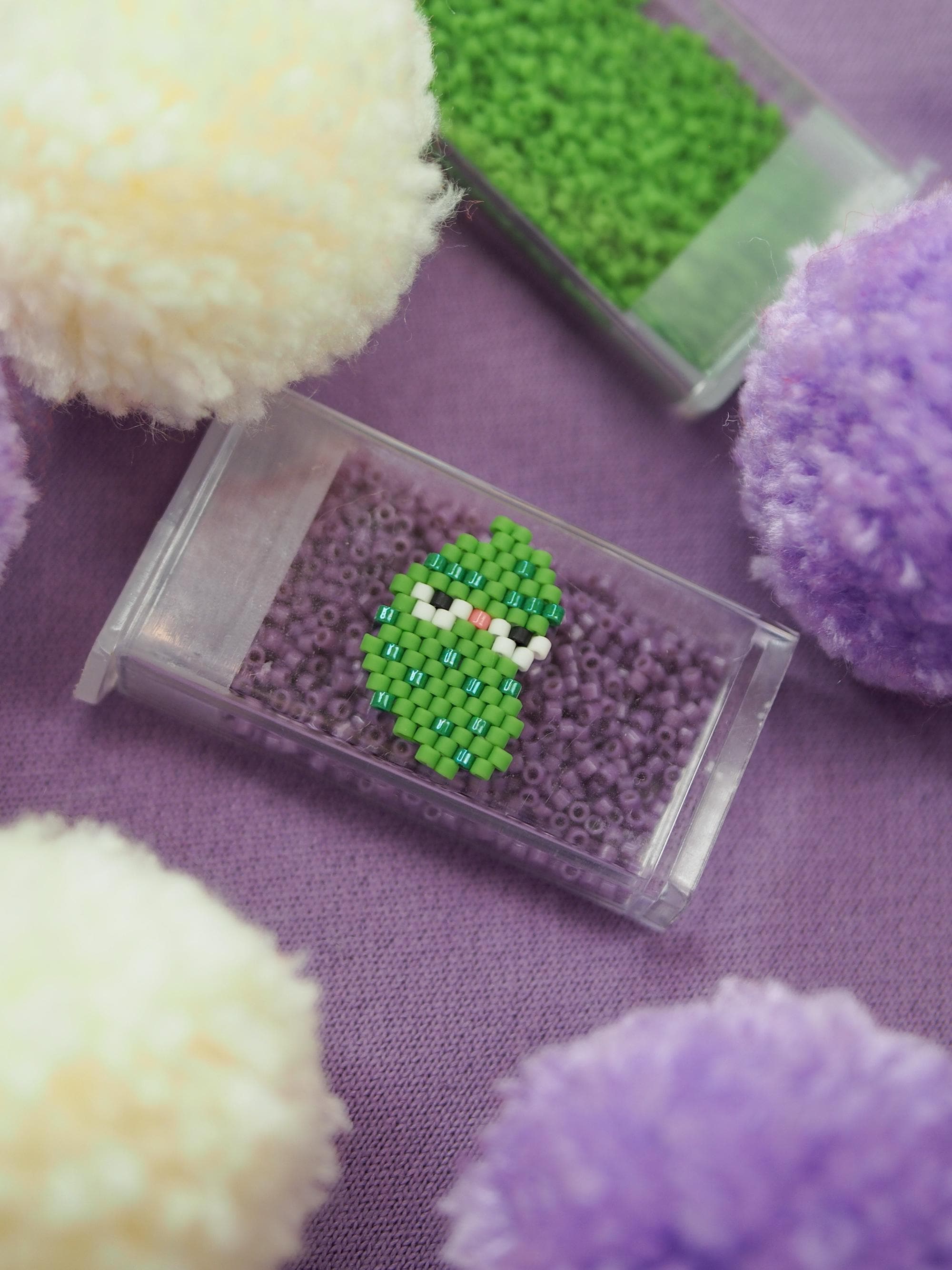 Tiny Pickle Brick Stitch Pattern for DIY Beaded Charms, Cucumber Peyote ...
