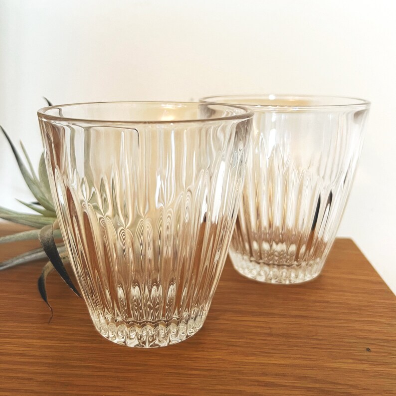 Vintage Art Deco Fluted Ribbed Sunburst Rocks Vertical Pattern Old ...