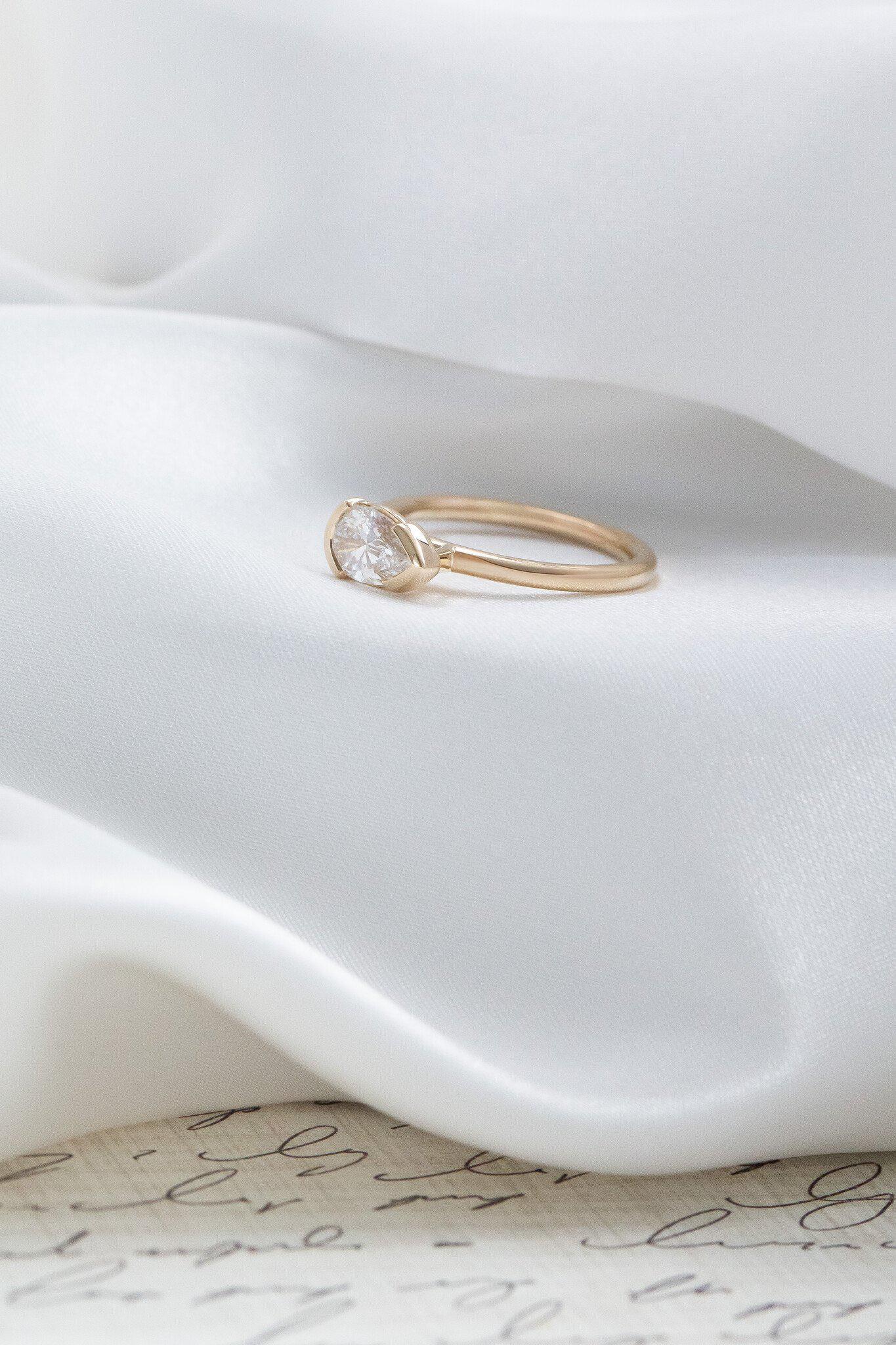 1.0CT East West Pear Cut Moissanite Engagement Rings, Pear Cut ...