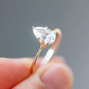 1.0CT Pear Cut Moissanite Engagement Ring, Pear Cut Solitaire Ring Gift for Her, 10K Solid Gold ...