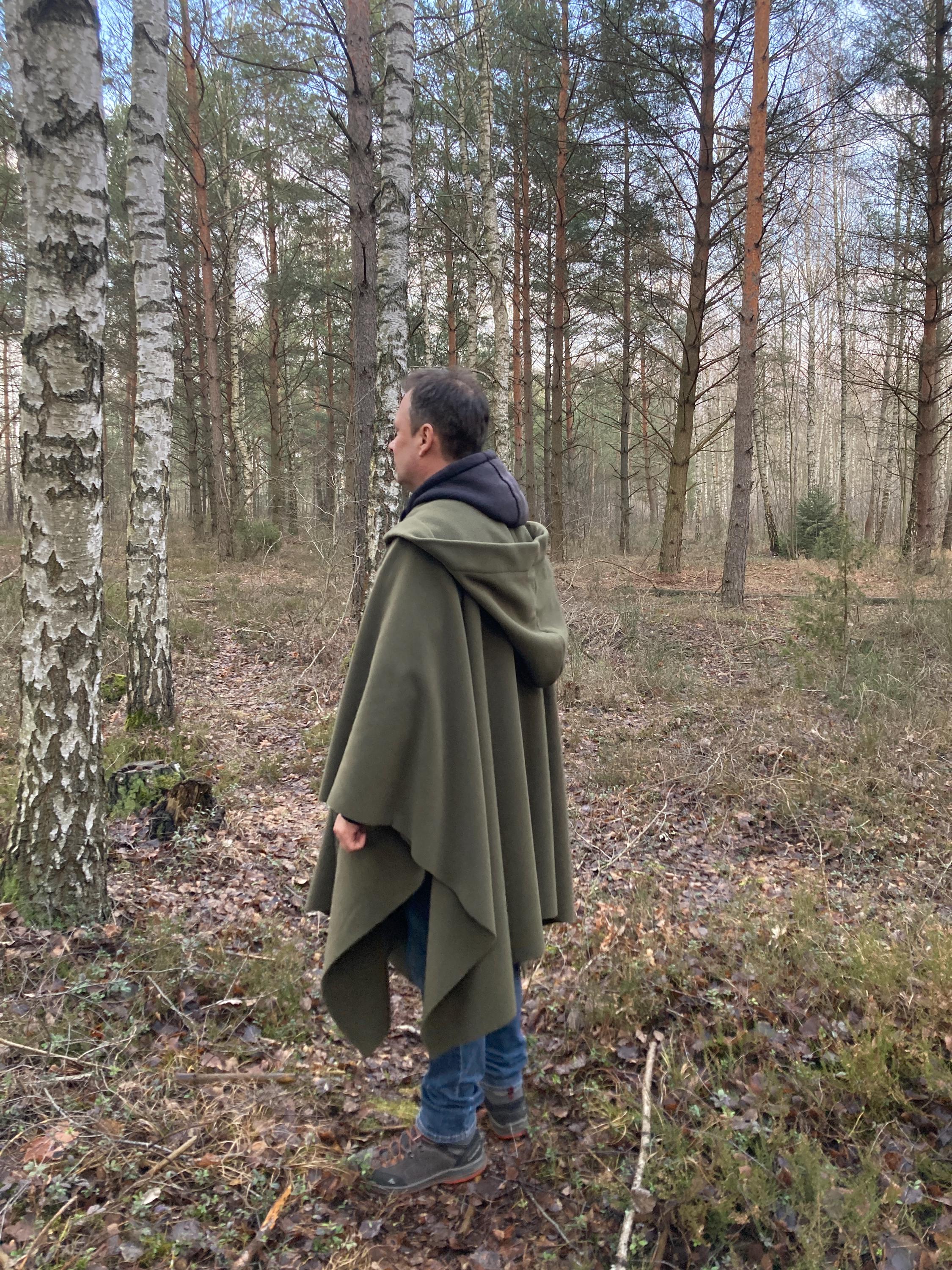 Medieval Fantasy Cloak With Hood, Khaki Green Fleece Cape for LARP ...