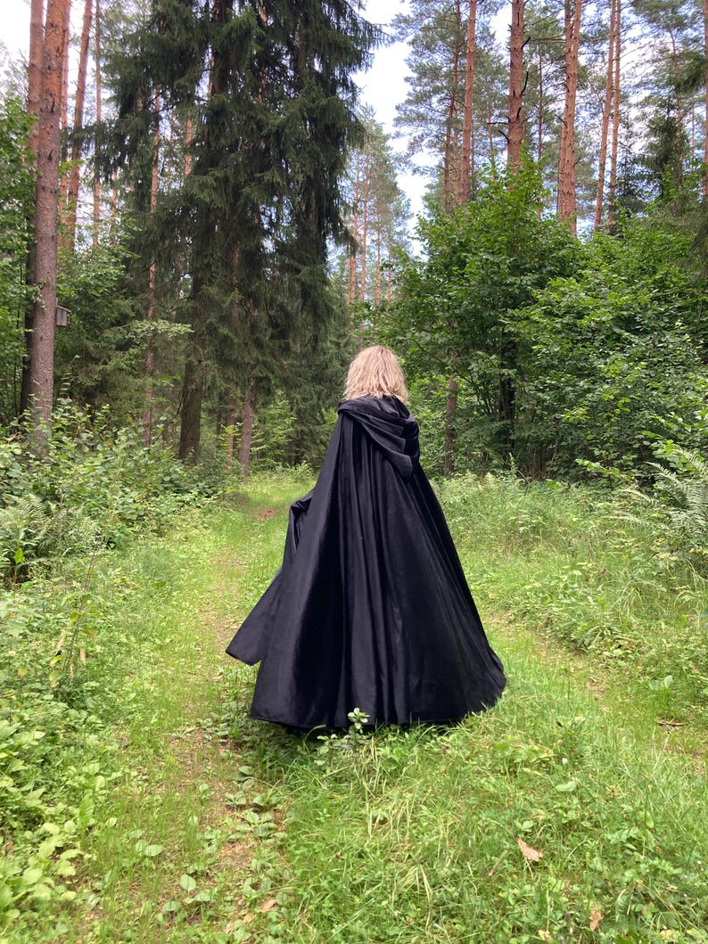 Handmade Black Velvet Cloak Gothic/fantasy Hooded Cape Cosplay ...