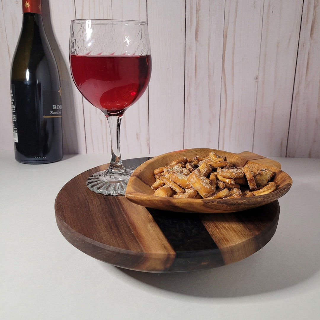 Small Lazy Susan With Live Edge Walnut and Epoxy Resin - Small Lazy ...