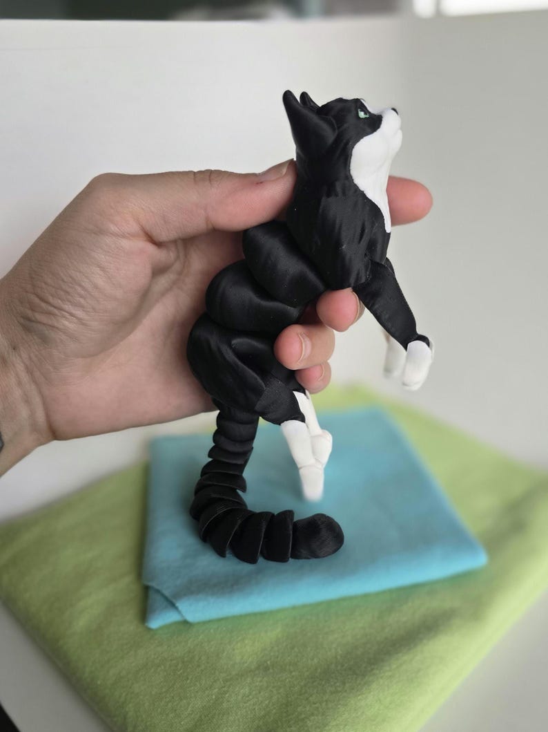 Articulated 3D Printed 8" Short Haired Cat: Fidget Desk Pet ...