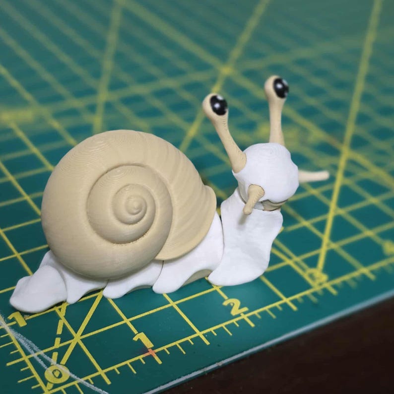 Small Articulated Snail With Interchangeable Shell – 3” Flexi Desk Pet ...