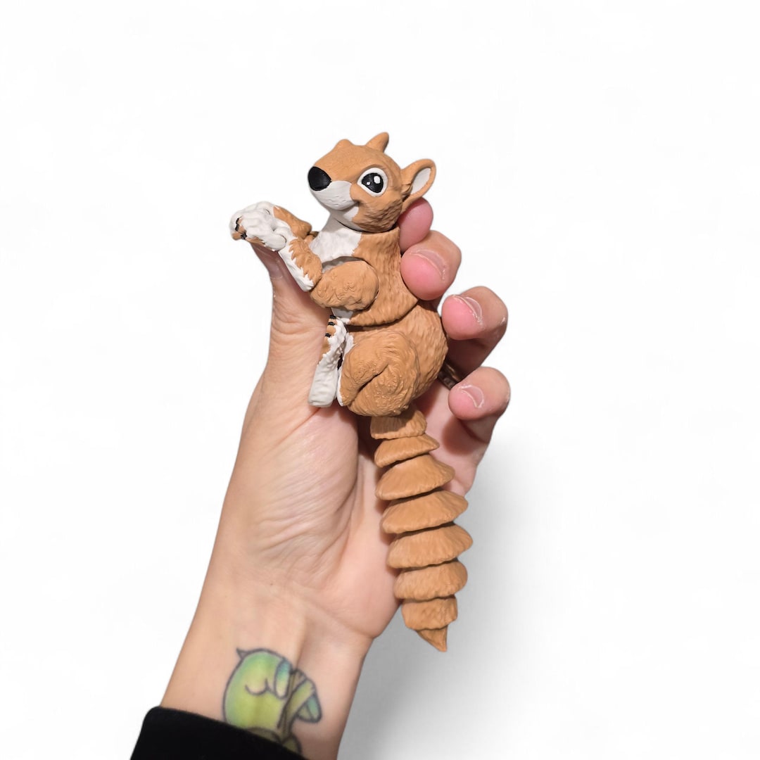 Poseable 3D Printed Squirrel – Articulated Desk Pet, Woodland Decor, 6 ...