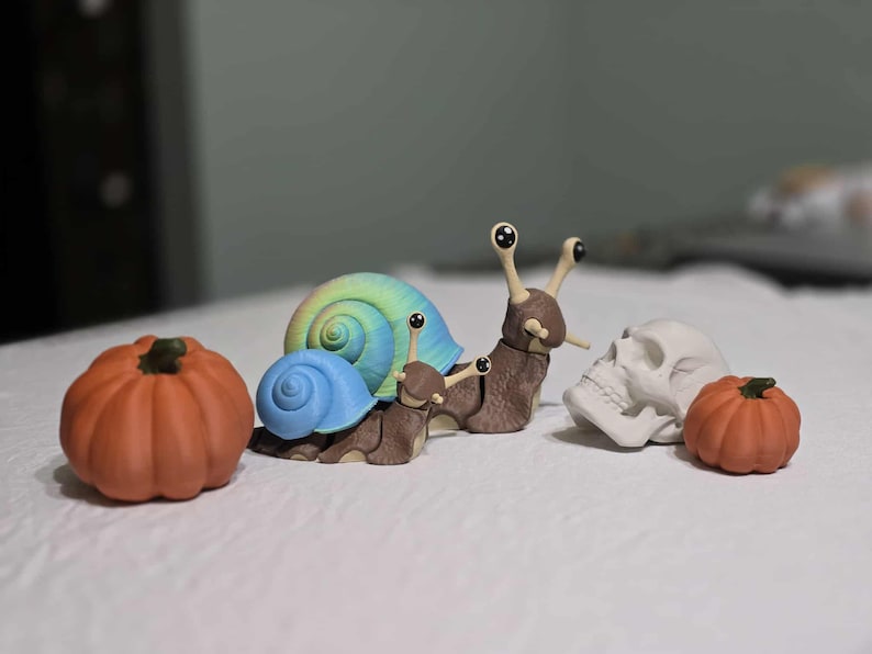 Small Articulated Snail With Interchangeable Shell – 3” Flexi Desk Pet ...