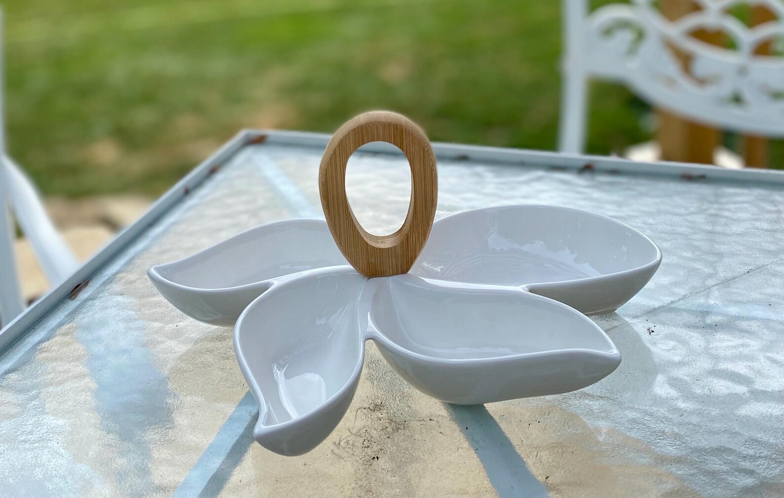 Brandani Italian Octopus Leaf White Porcelain Bamboo Serving Dish ...