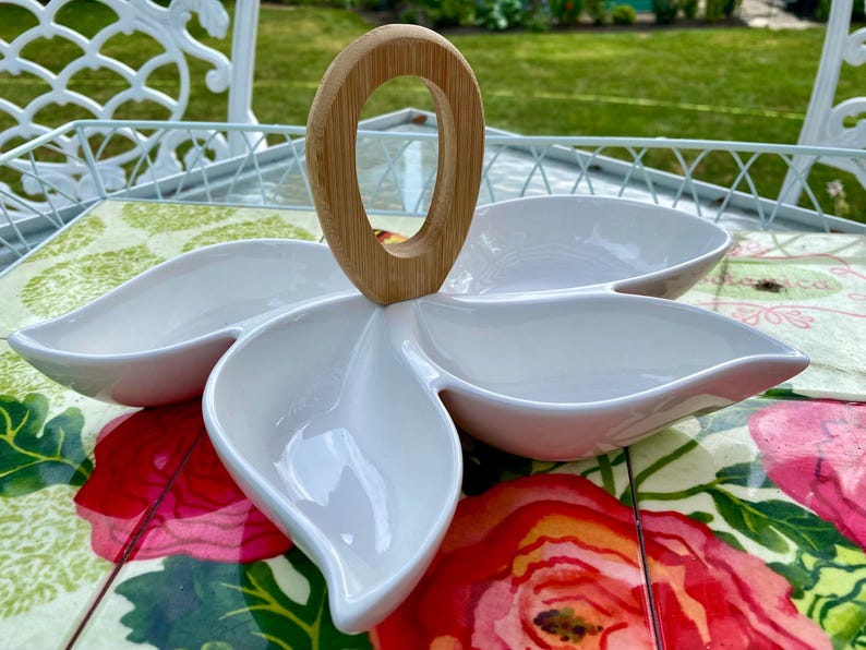 Brandani Italian Octopus Leaf White Porcelain Bamboo Serving Dish ...