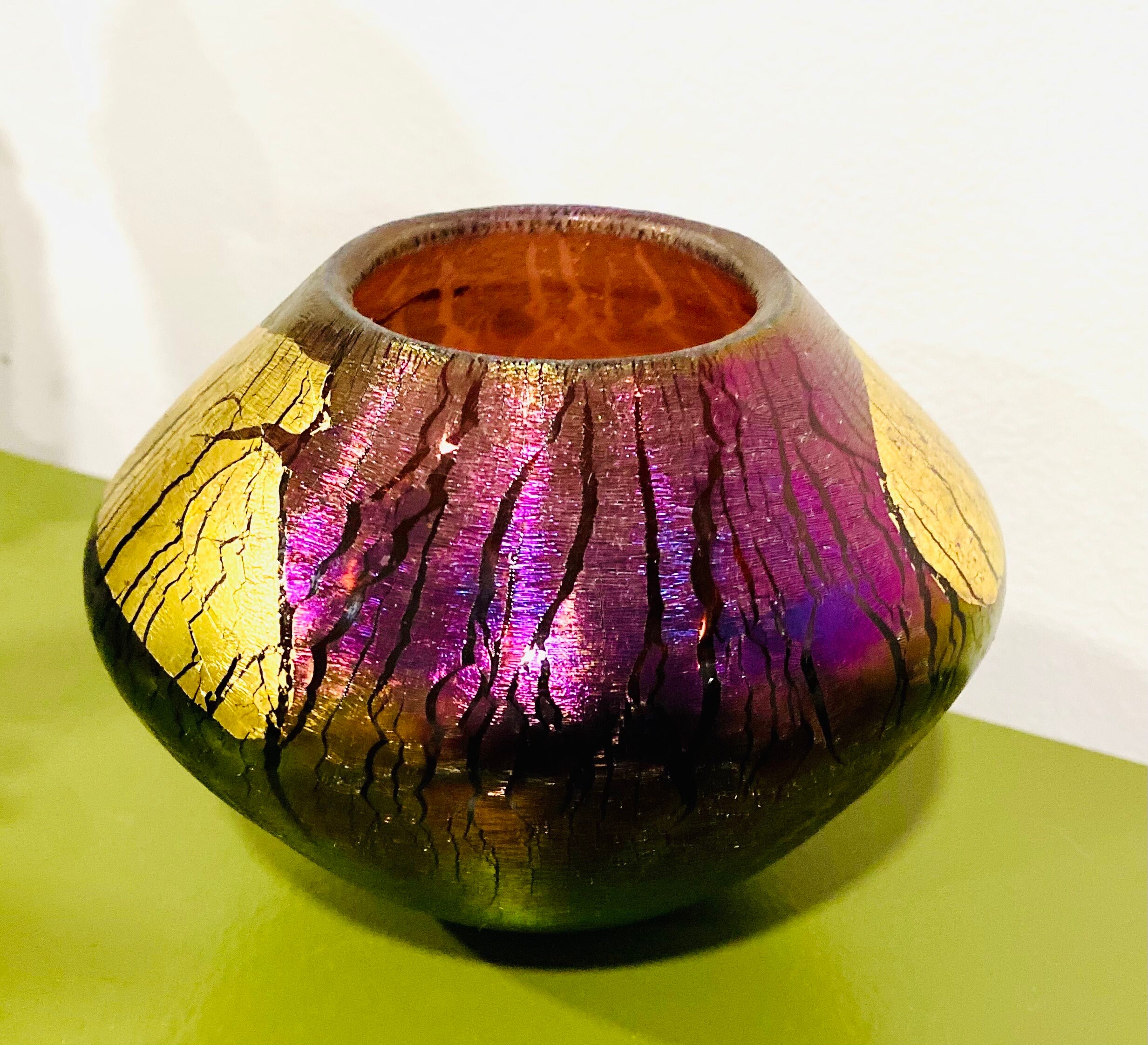 1989 Robert Eickholt Iridescent Gold Foil Stretched Glass Signed Vase ...