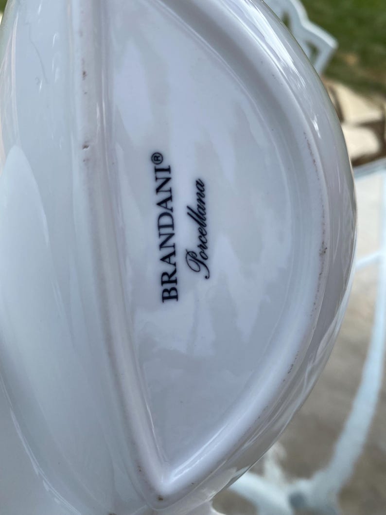 Brandani Italian Octopus Leaf White Porcelain Bamboo Serving Dish ...