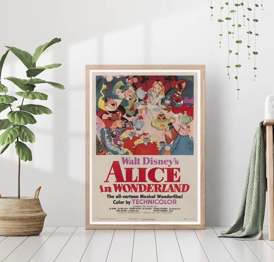 Alice in Wonderland 1951 Classic Retro Imaginary Fantasy Movie Poster ...