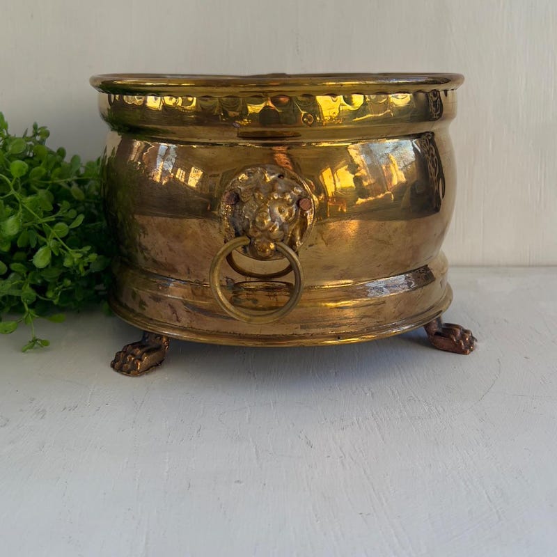 Claw Foot Planter - Etsy