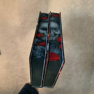 Haunting Adeline Hunting Adeline Book Edges Painted Fore-edge Zade ...