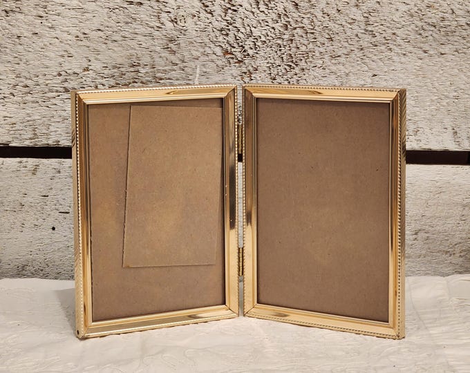 Vintage Gold Metal Double Frame, 5x7 Diagonal Chevron Design, Vertical ...