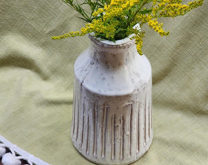 Vintage Rustic Vase White Speckeled Ceramic Pottery Table Decor ...