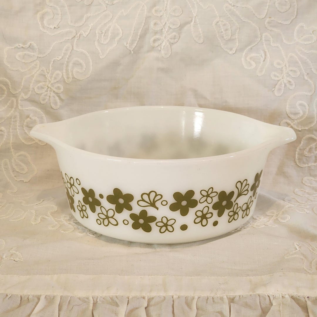 Vintage Pyrex Spring Blossom Casserole Dish: Model 472, 1.5 Quart ...