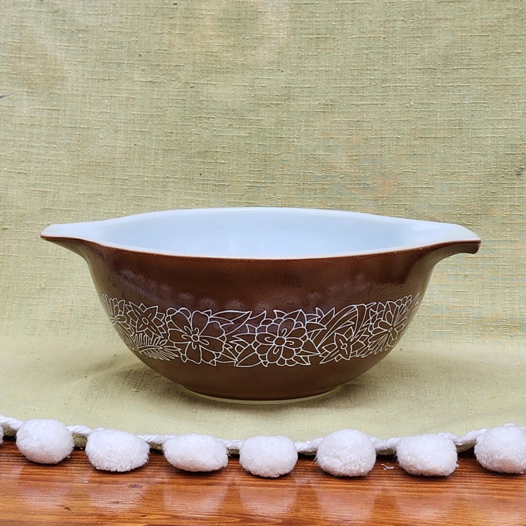 Vintage Pyrex Woodlands Brown Bowl 442 1.5 Liter Microwave and Oven Use ...