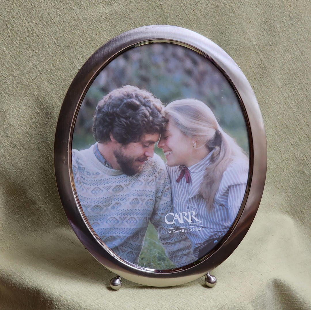Vintage Carr 8x10 Oval Picture Frame, Brushed Silver Tone Metal ...