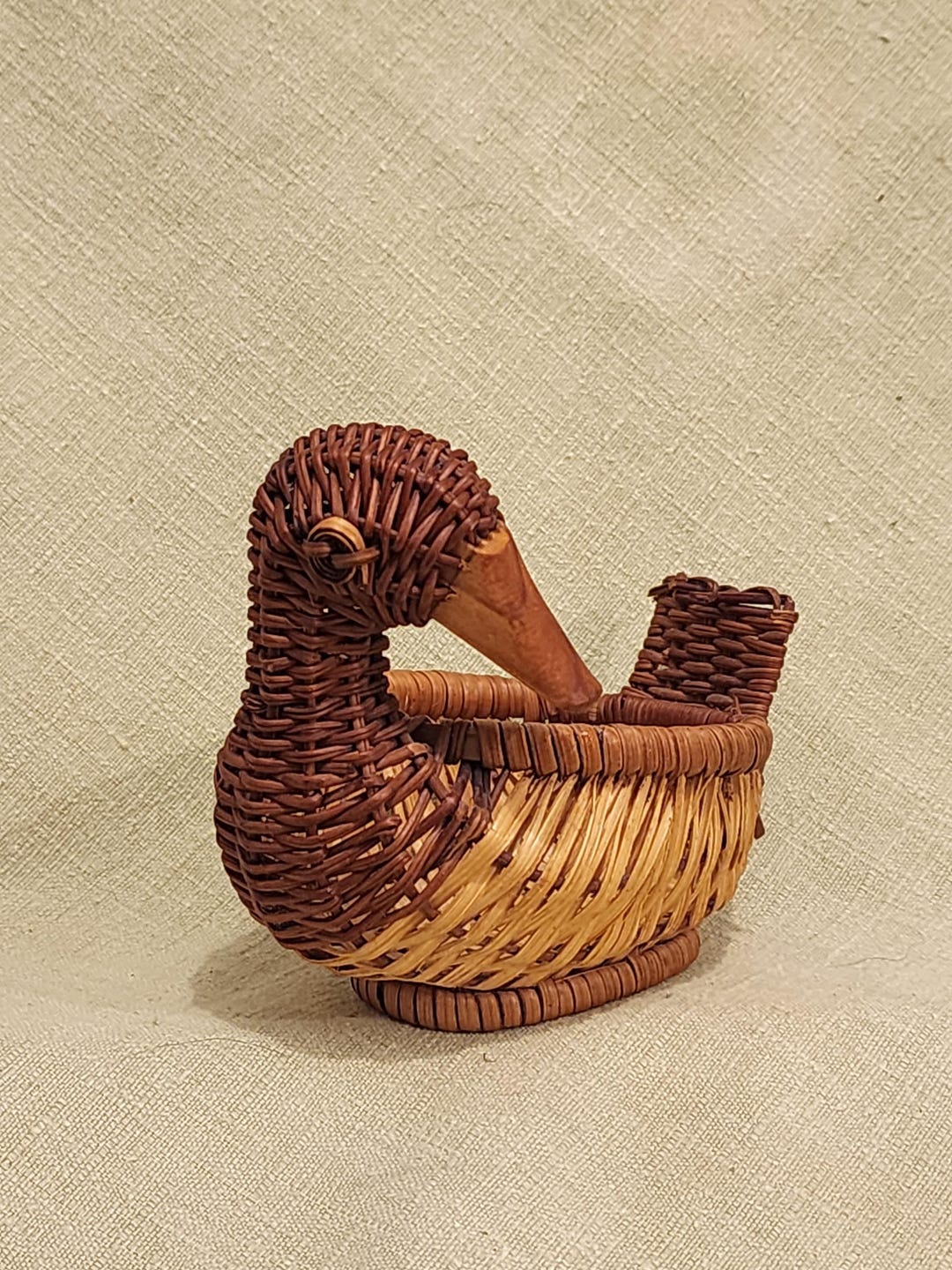 Vintage Wicker Rattan Duck Basket, Small Indoor Plant Pot, Succulent ...