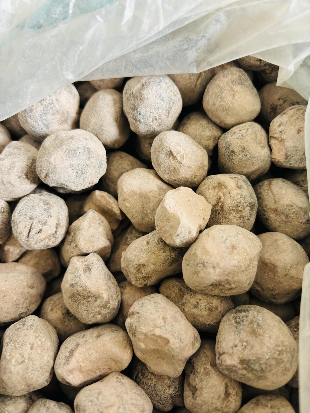 African Edible Clay Nzu: Natural Kaolin Calabash Chalk (150g) - Etsy