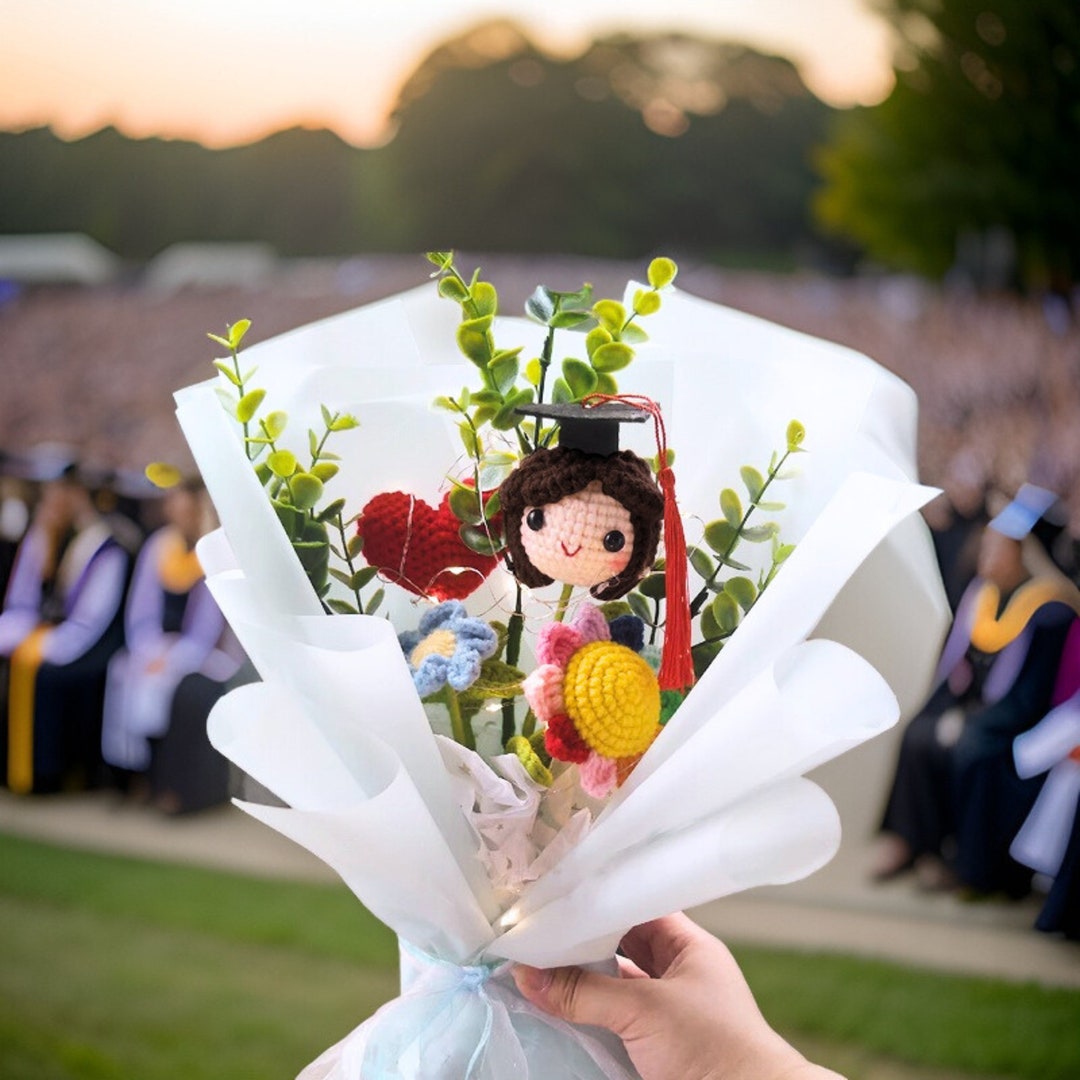 Cute Graduation Crochet Bouquet Knitted Boy Girl Amigurumi Bouquet Gift ...