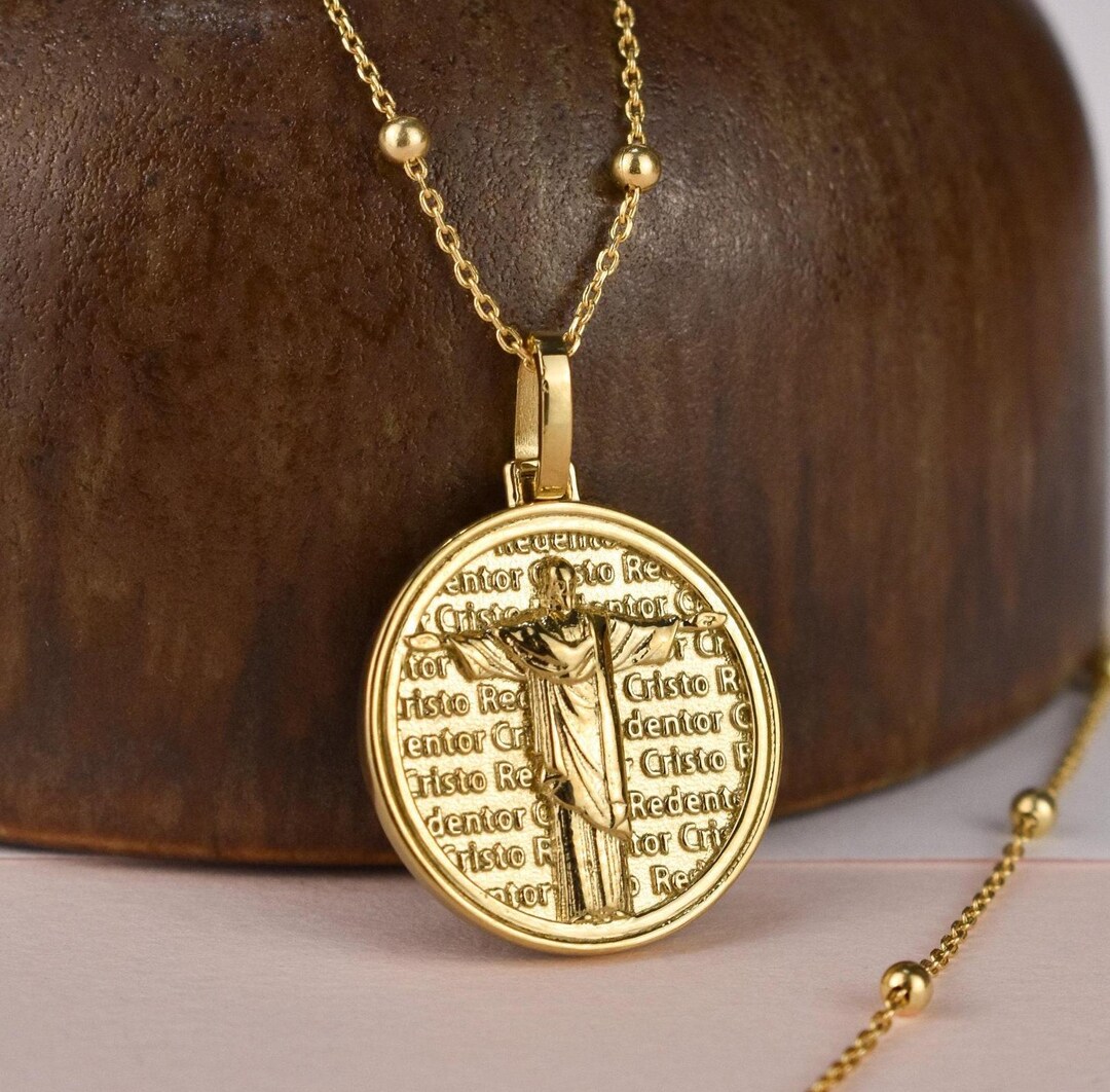 14K Gold Christ the Redeemer Necklace, Rio De Janeiro Statue Pendant ...