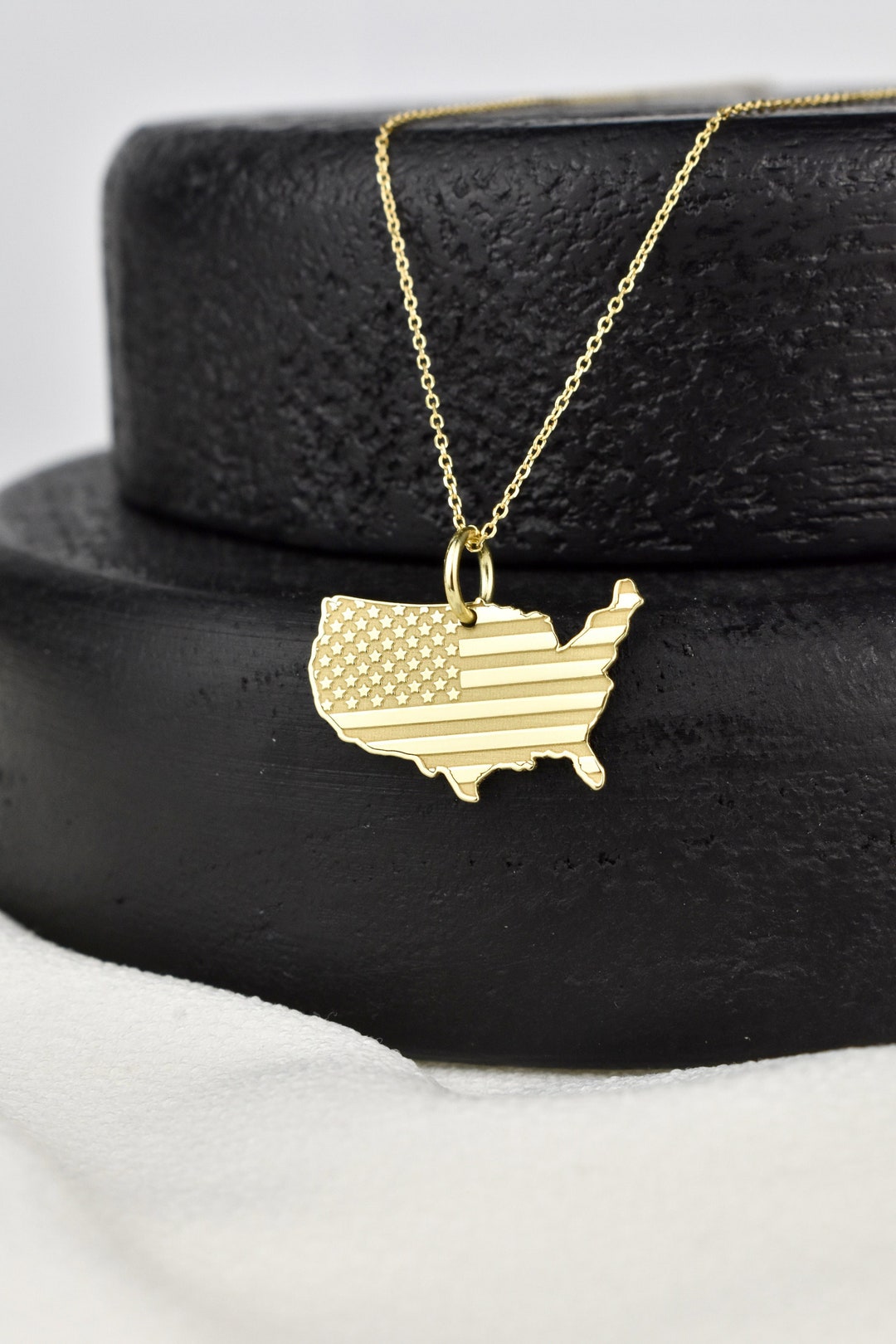 14K Solid Gold USA Map Outline Necklace, United States of America ...