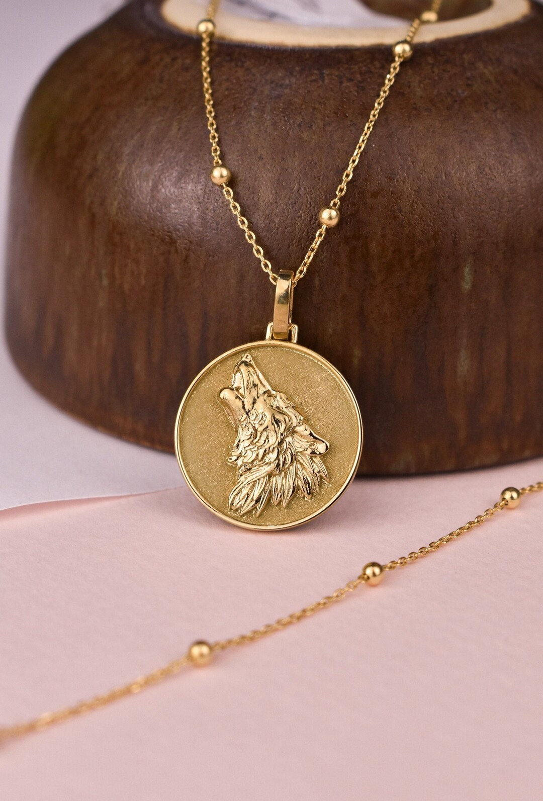 14K Gold Howling Wolf Necklace for Women, Personalized Wolf Pendant ...