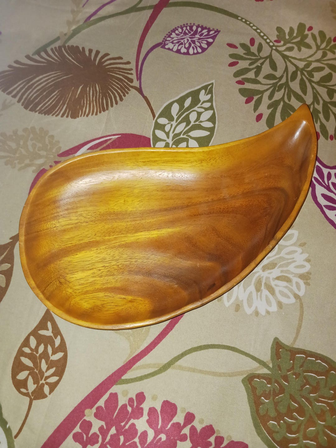 Monkey Pod Wood Leaf Shaped Serving Tray by Leilani-philippines-13 ...