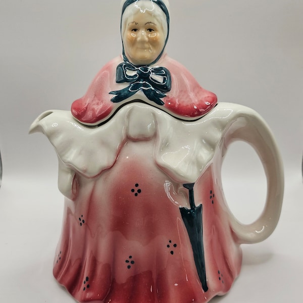 Old Lady Teapot - Etsy