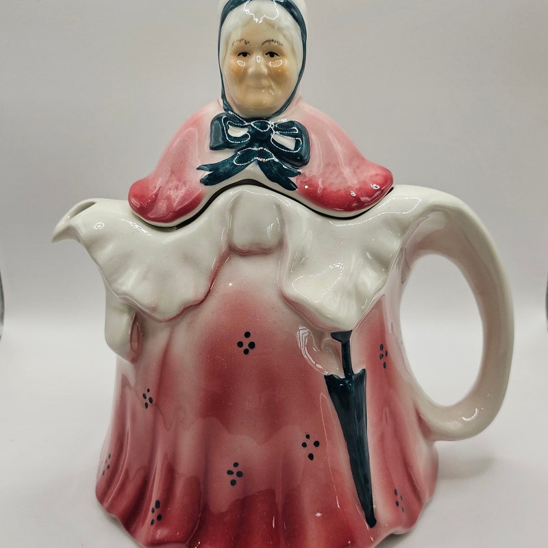 Old Lady Teapot - Etsy