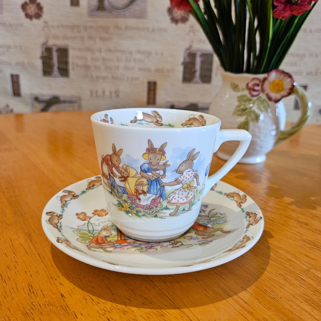 Royal Doulton Bunnykins Tea Cup & Saucer Set 1976-87. Letterbox and ...