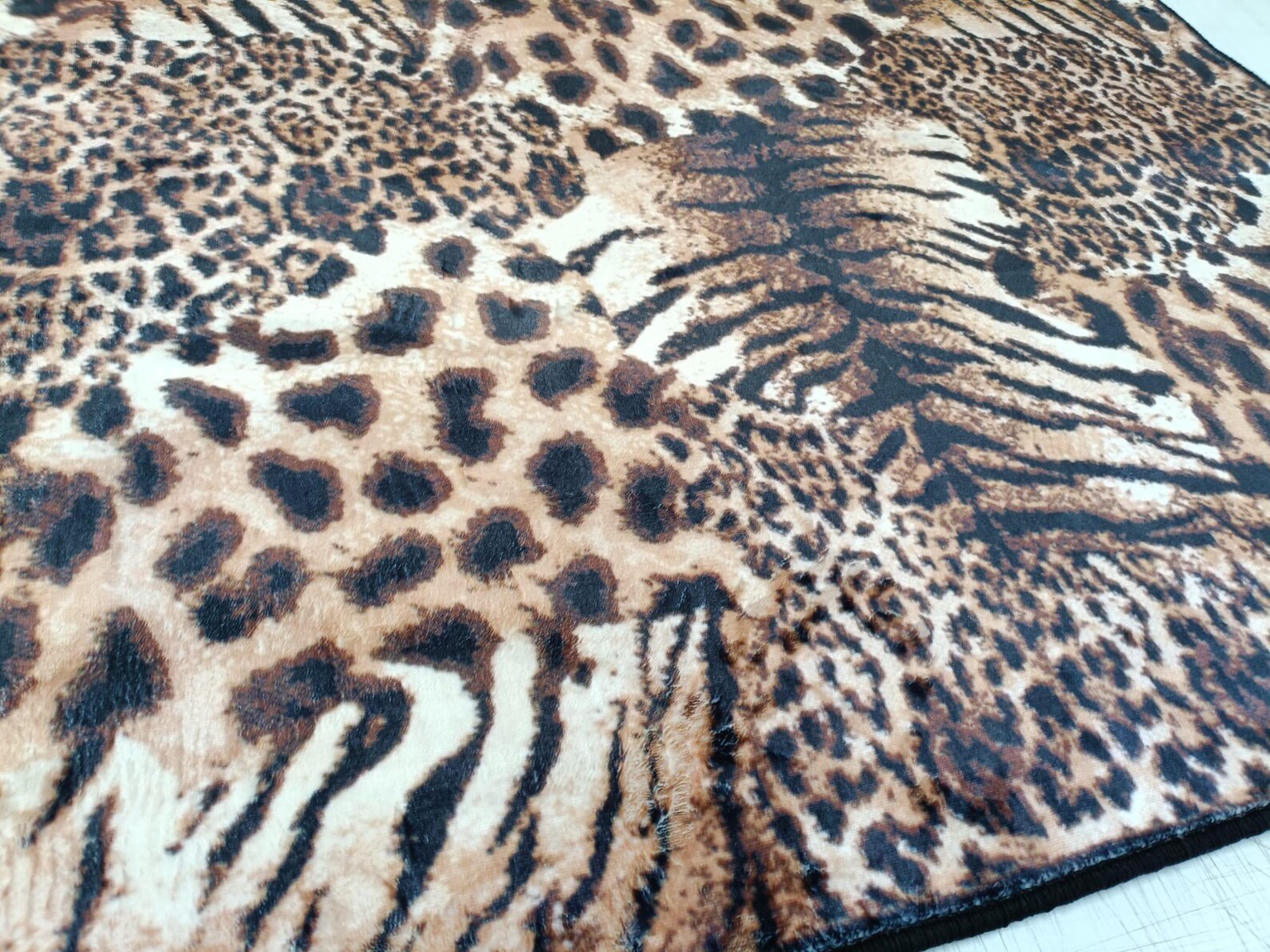 Leopard Rug, Leopard Pattern Rug, Leopard Fur Pattern Rug, Animal Decor ...