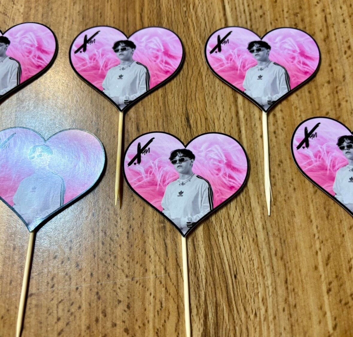 Xavi Official Banda,singer Diabla , Pink Heart, Birthday Cupcake ...