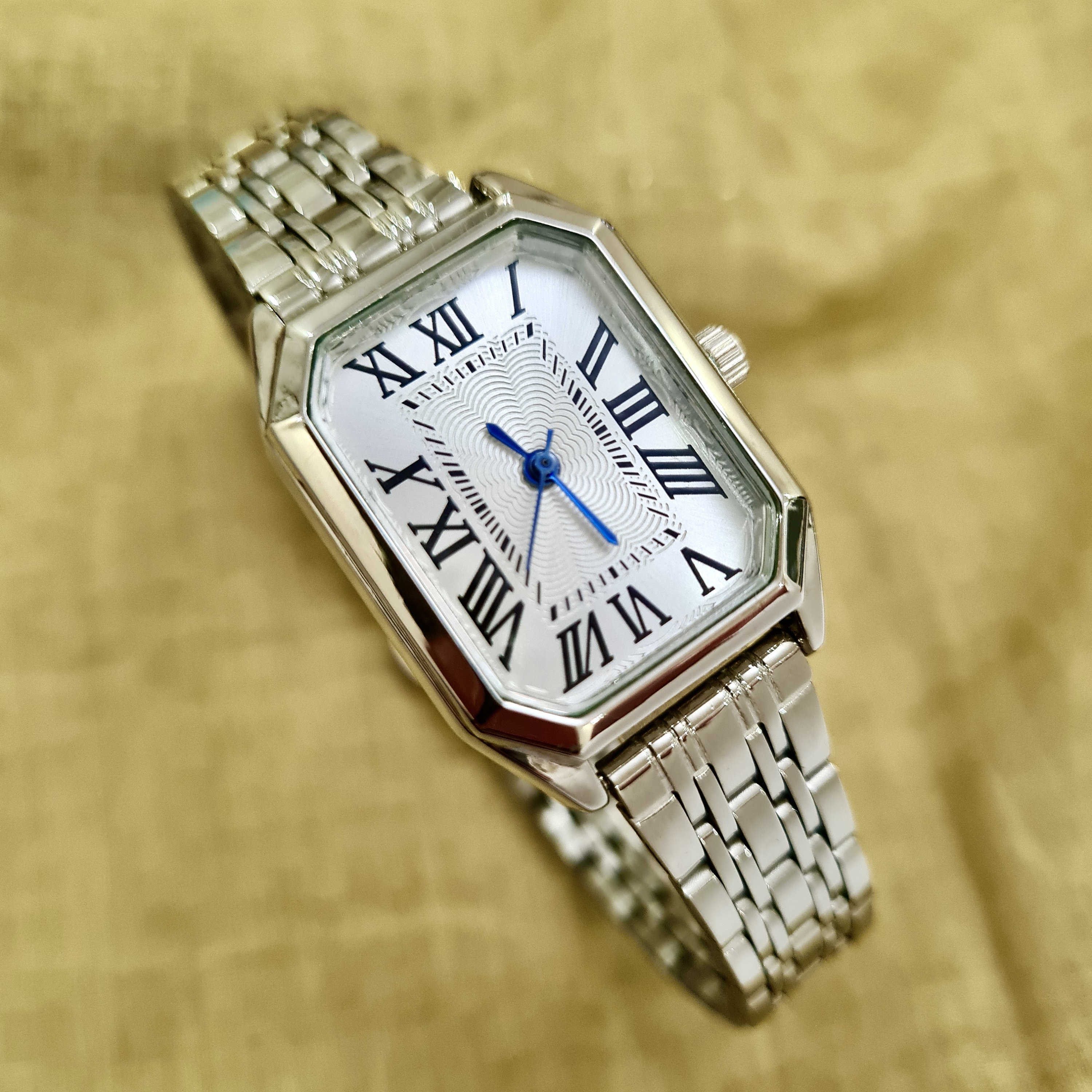 Woman Wrist Watch, Silver Colour Watch, Roman Numeral Dial, White Dial ...